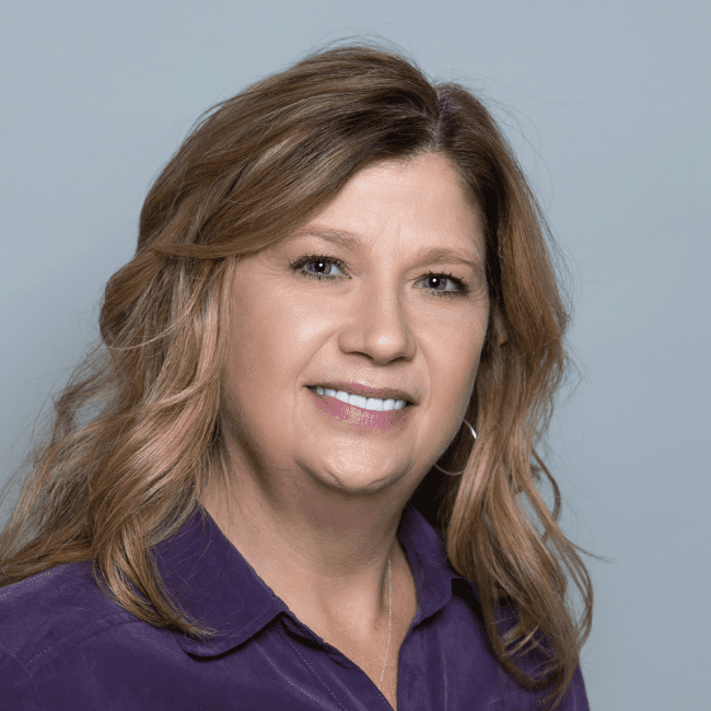 Tara Moore | VMG